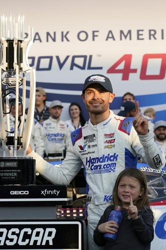 Kyle Larson opens the third round of NASCAR's playoffs as the title ...