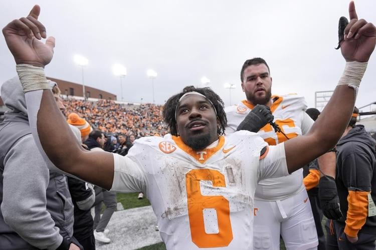Rested Dylan Sampson eager to help No. 7 Vols take 1st CFP step at No ...
