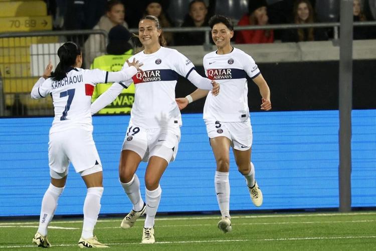 Barcelona and PSG win their away matches in first leg of Women's ...