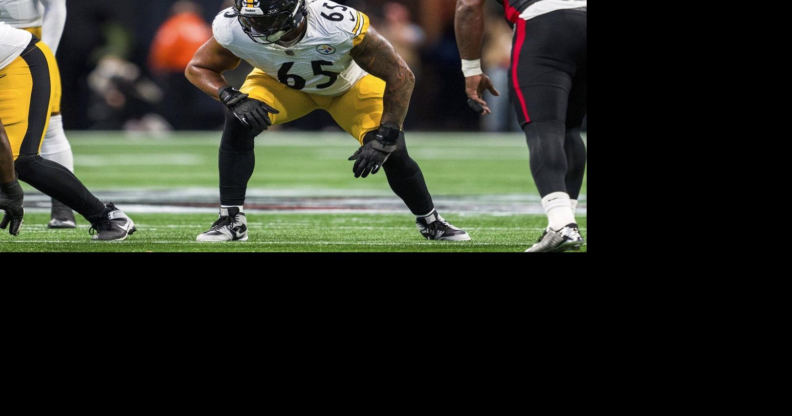 Titans add Steelers left tackle Dan Moore to fix offensive line, AP ...