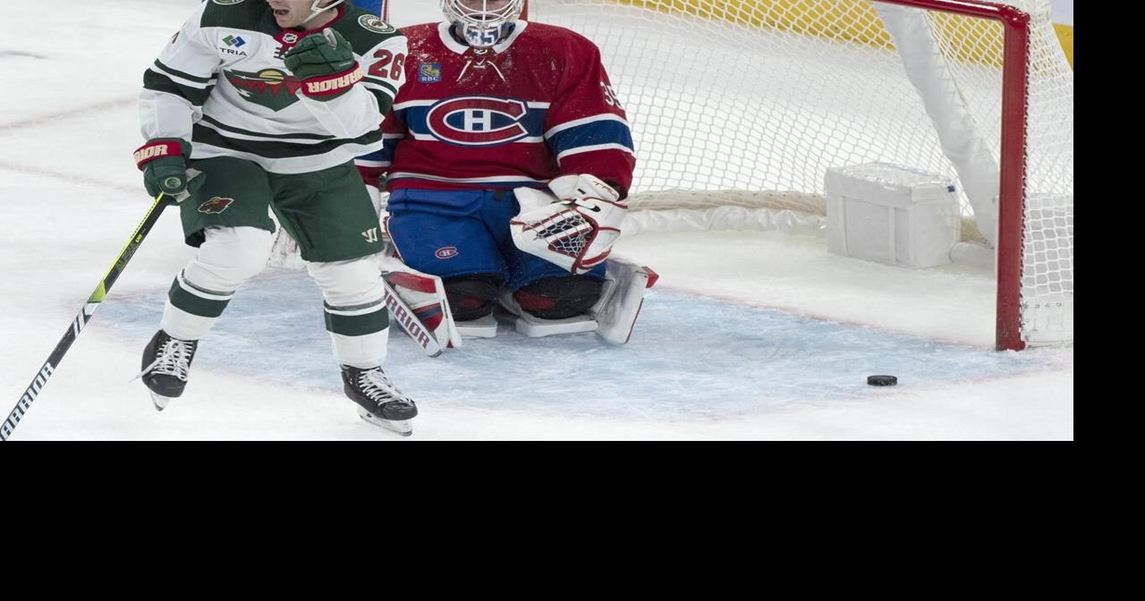Fleury earns first star, standing ovation in 5-2 Wild win over Canadiens