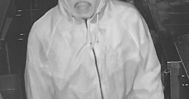 Iqaluit restaurants The Snack and The Frob broken into, robbed
