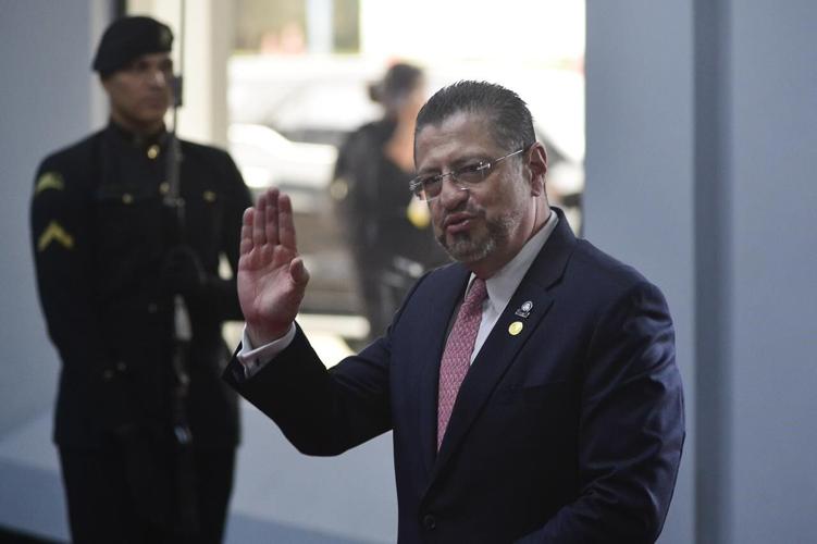 José Raúl Mulino sworn in as Panama's new president, promises to stop ...