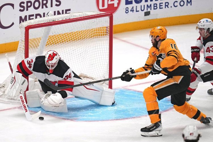Malkin scores in return from injury, Penguins beat Devils 4-1