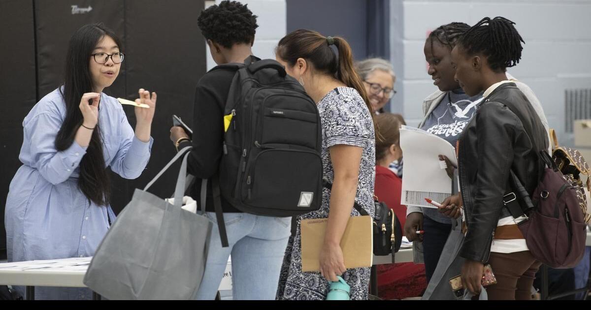 Hamilton newcomer event streamlines refugee services