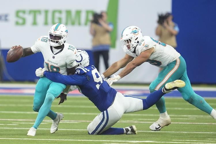 Tim Boyle finishes game at QB for Dolphins after Tyler Huntley leaves ...