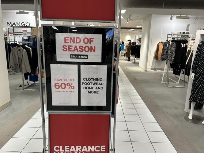 Hudson’s Bay liquidation sales to begin Tuesday in Hamilton