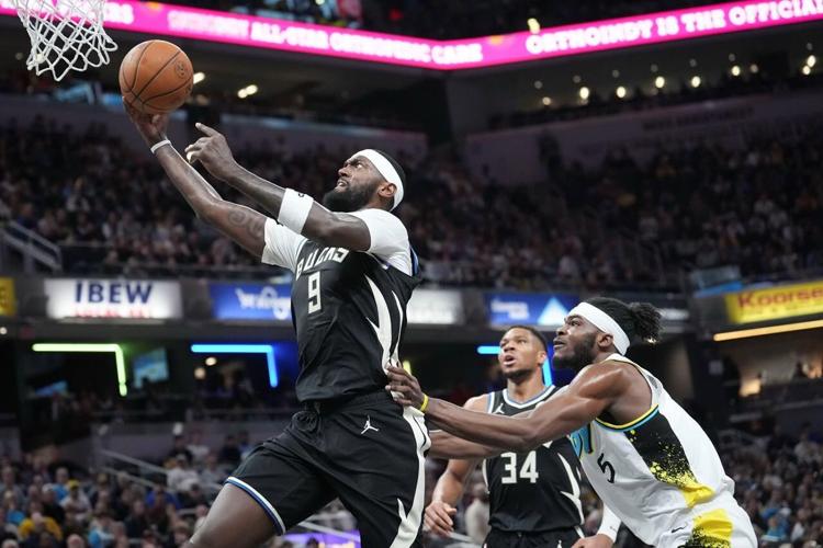 Antetokounmpo and Bucks shake off sluggish 1st half, rally to beat the ...