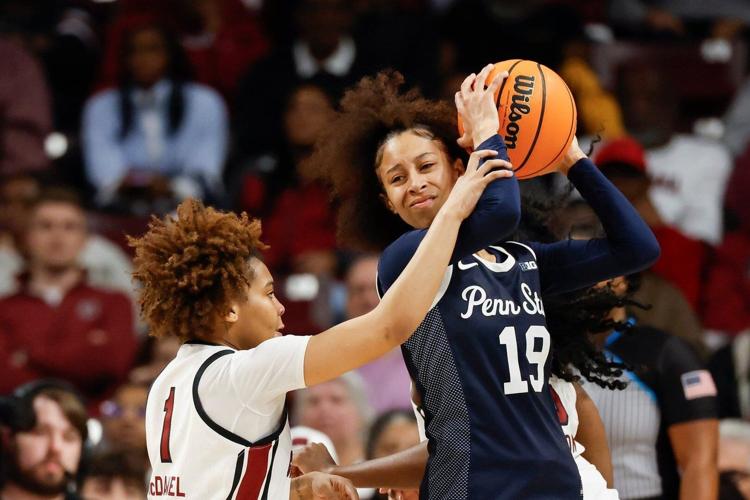 Edwards' career-high 29 points lead No. 3 South Carolina to 95-55 win ...