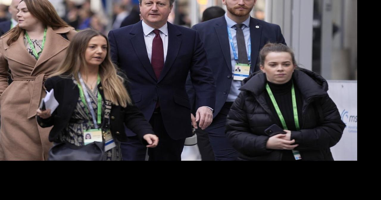 Britain's David Cameron visits the Falkland Islands as Argentina renews ...
