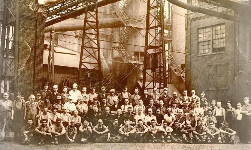 Massive blast marks end of an era at Stelco