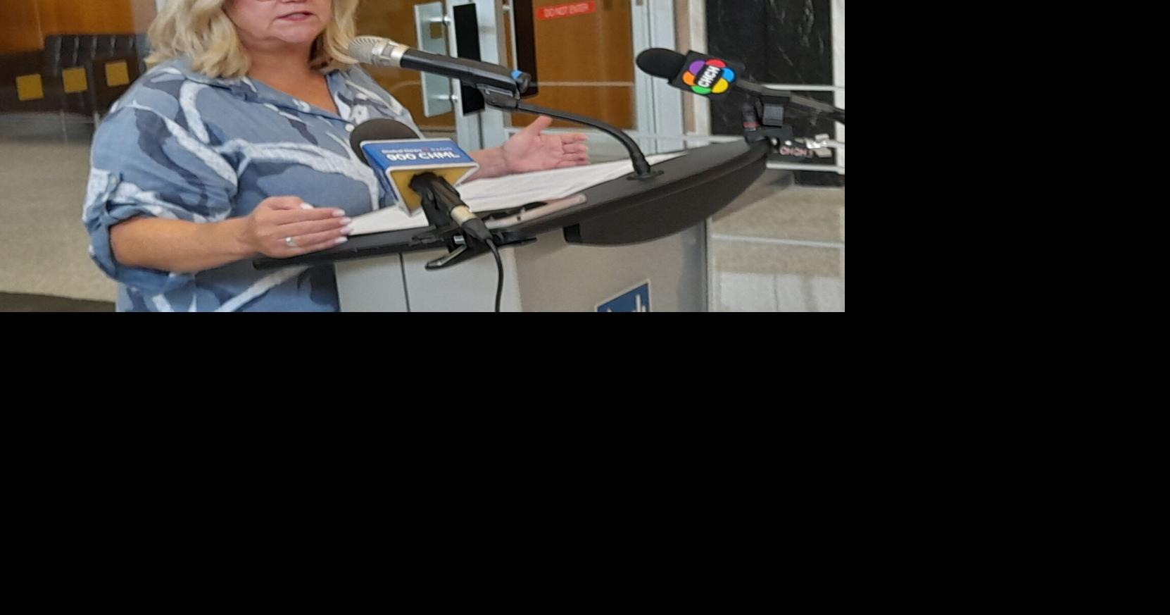 Ethics watchdog clears mayor of wrongdoing