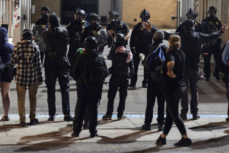 Portland to issue land use violation notice to ICE building for ...