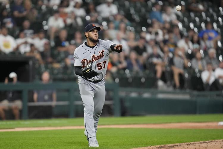 Eduardo Rodriguez pitches into 7th inning as Tigers beat White Sox 4-2