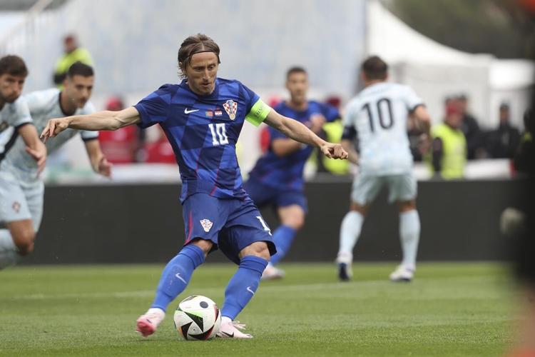 Modric's Croatia beats Portugal 2-1 in Euro warmup while Ronaldo rests ...