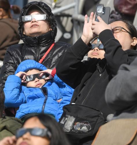 Total eclipse ‘an almost spiritual experience’ for Hamilton
