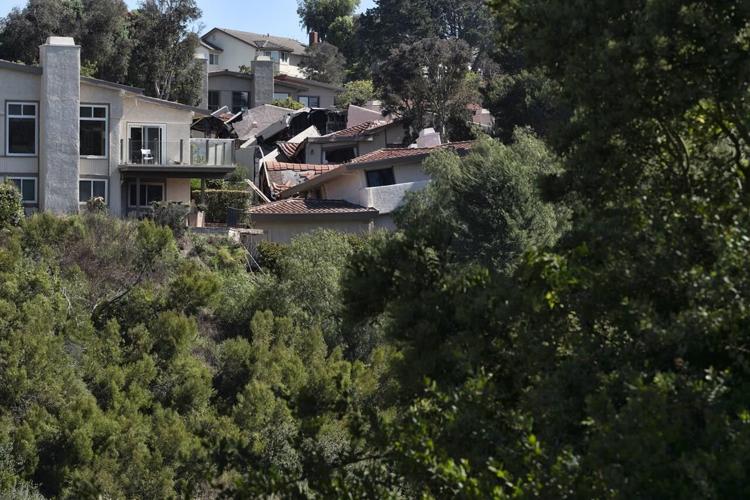 Landslide tears apart luxury homes on Southern California’s Palos ...