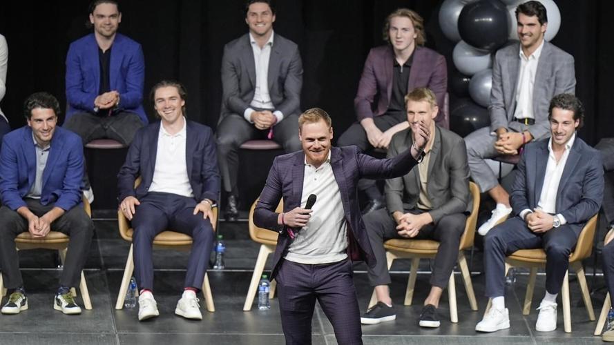 Utah hockey fans welcome the former Arizona Coyotes to their new home
