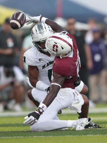 Daniels guides Stanford to 37-24 win over Hawaii in opener