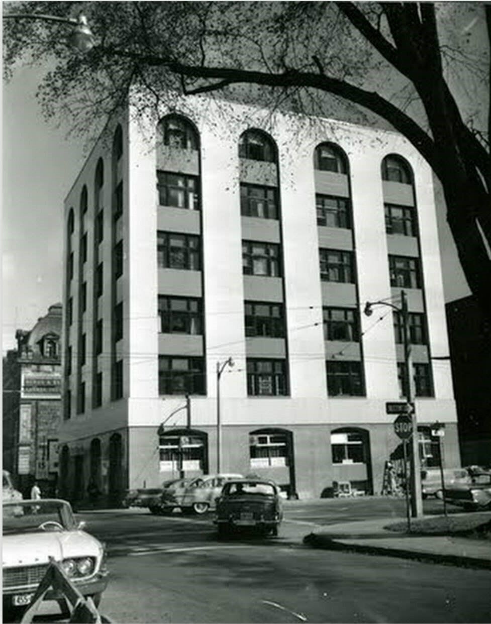 Local commissionaires chasing history