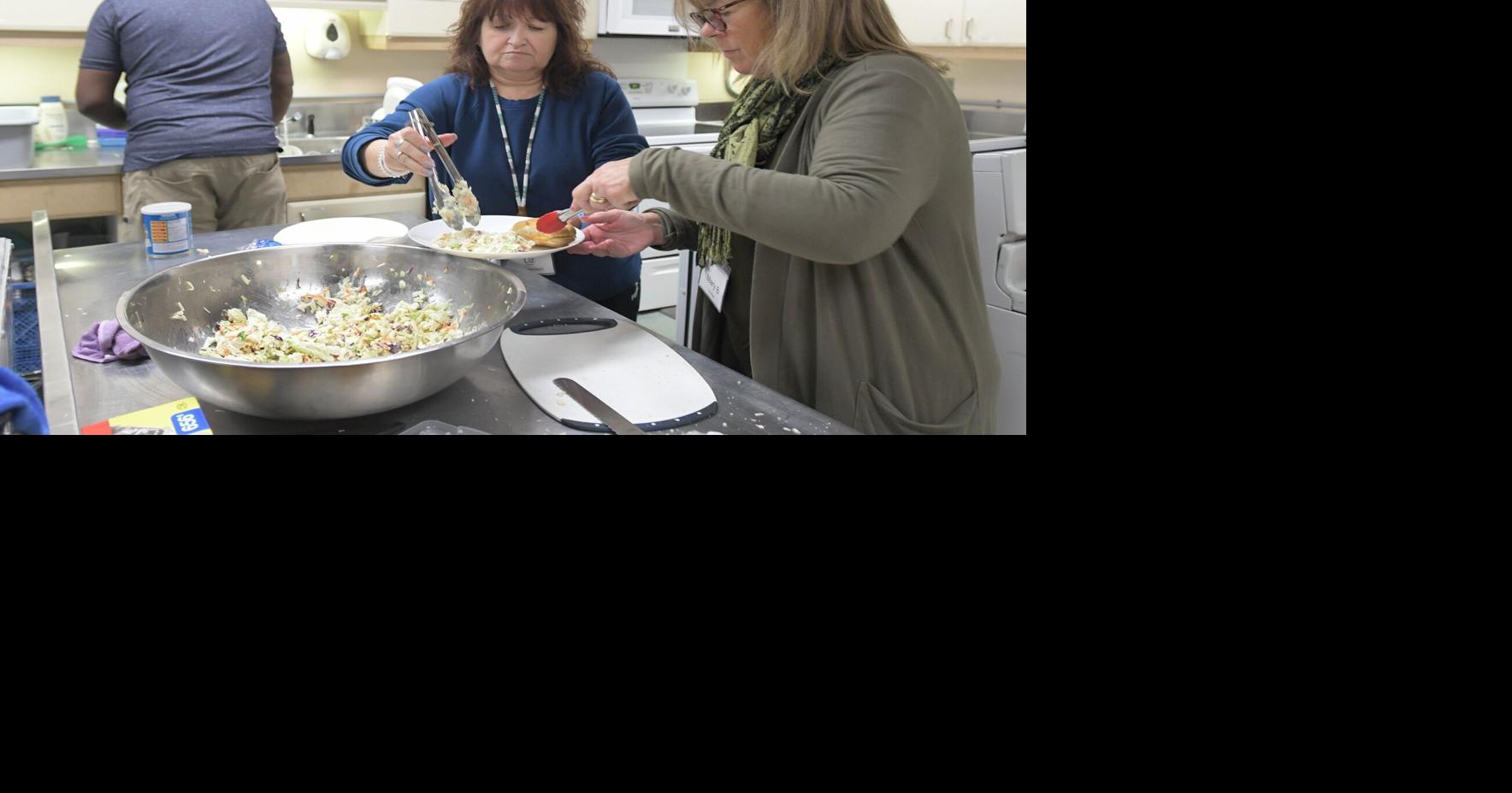 Hamilton drop-in aims to keep serving homeless past winter