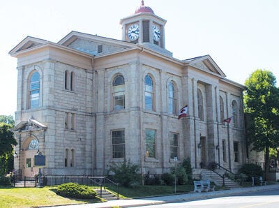 Community of Dundas honours its stars