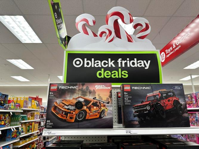 Black Friday: What time do stores open?