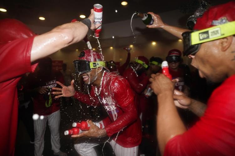 The Phillies are again embracing 'Dancing On My Own' as their ...