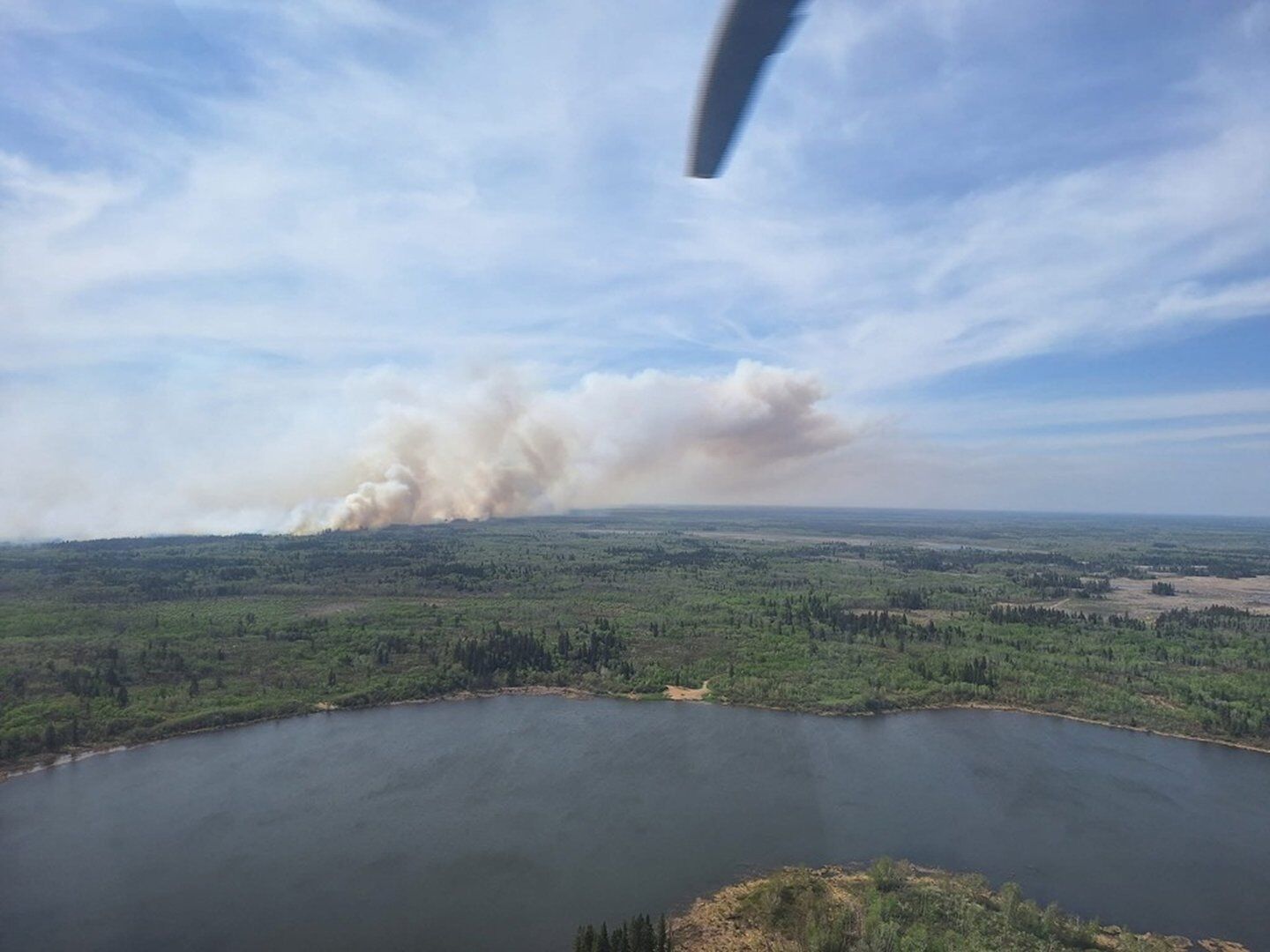 Firefighters reinforce lines as Lobstick fire remains stable