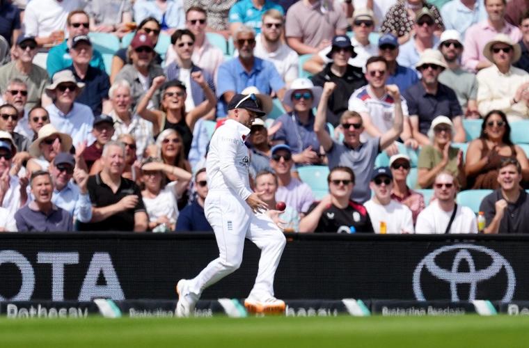 Phillips’ maiden test century leads priceless morning for New Zealand ...
