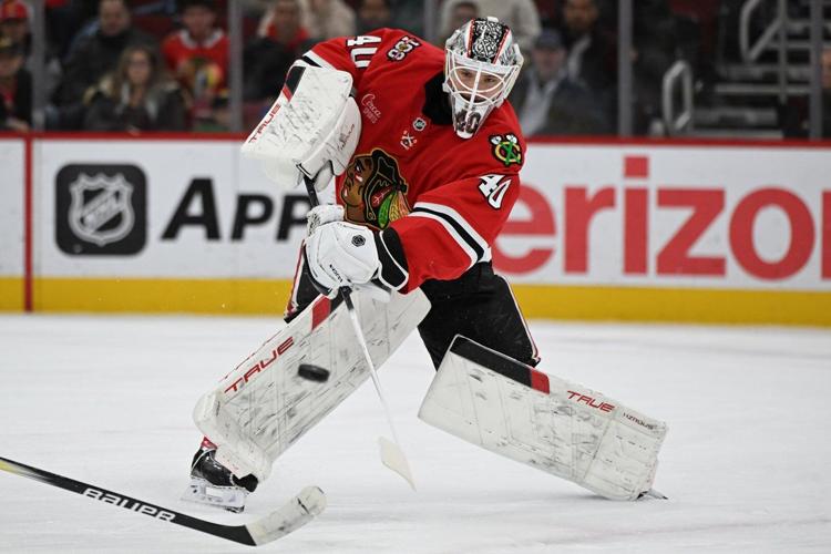 Tyler Bertuzzi completes hat trick in OT in Blackhawks' 3-2 victory ...
