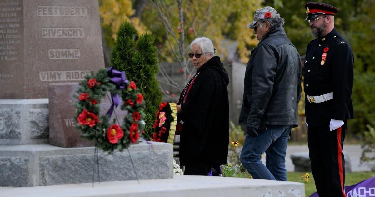 Six Nations Remembrance ceremony honours Indigenous soldiers