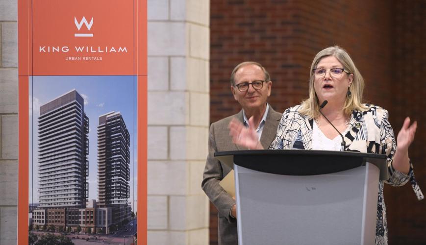 Are ‘busloads’ of homeless travelling to Hamilton?