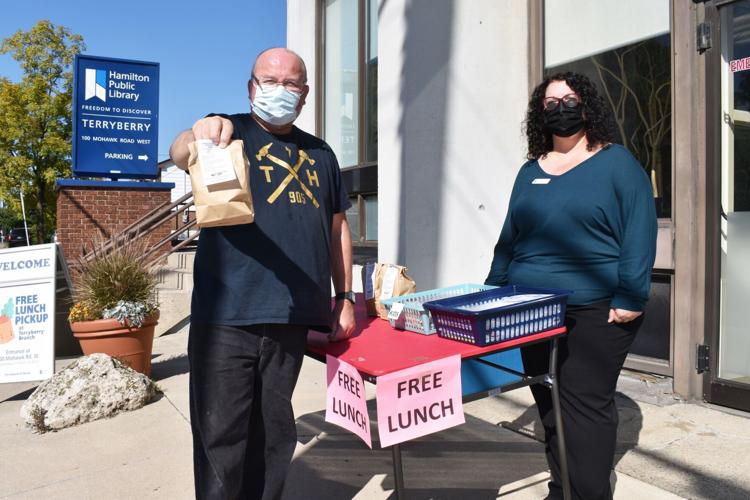 Barton Stone Mount Hope United Church offering free lunches outside ...