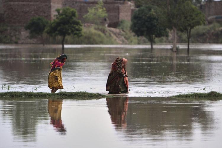India warns Pakistan of more cross-border flooding due to heavy monsoon ...