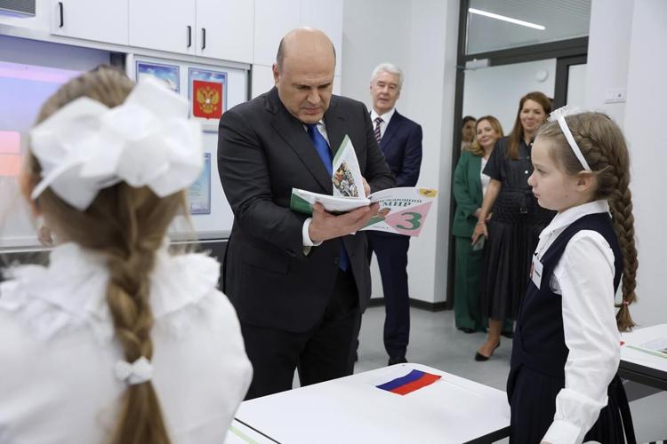 Russian students are returning to school, where they face new lessons ...
