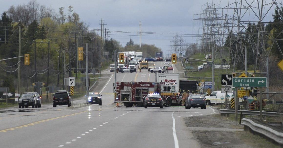 One dead in fatal 5-vehicle crash on Highway 6 at Carlisle Road