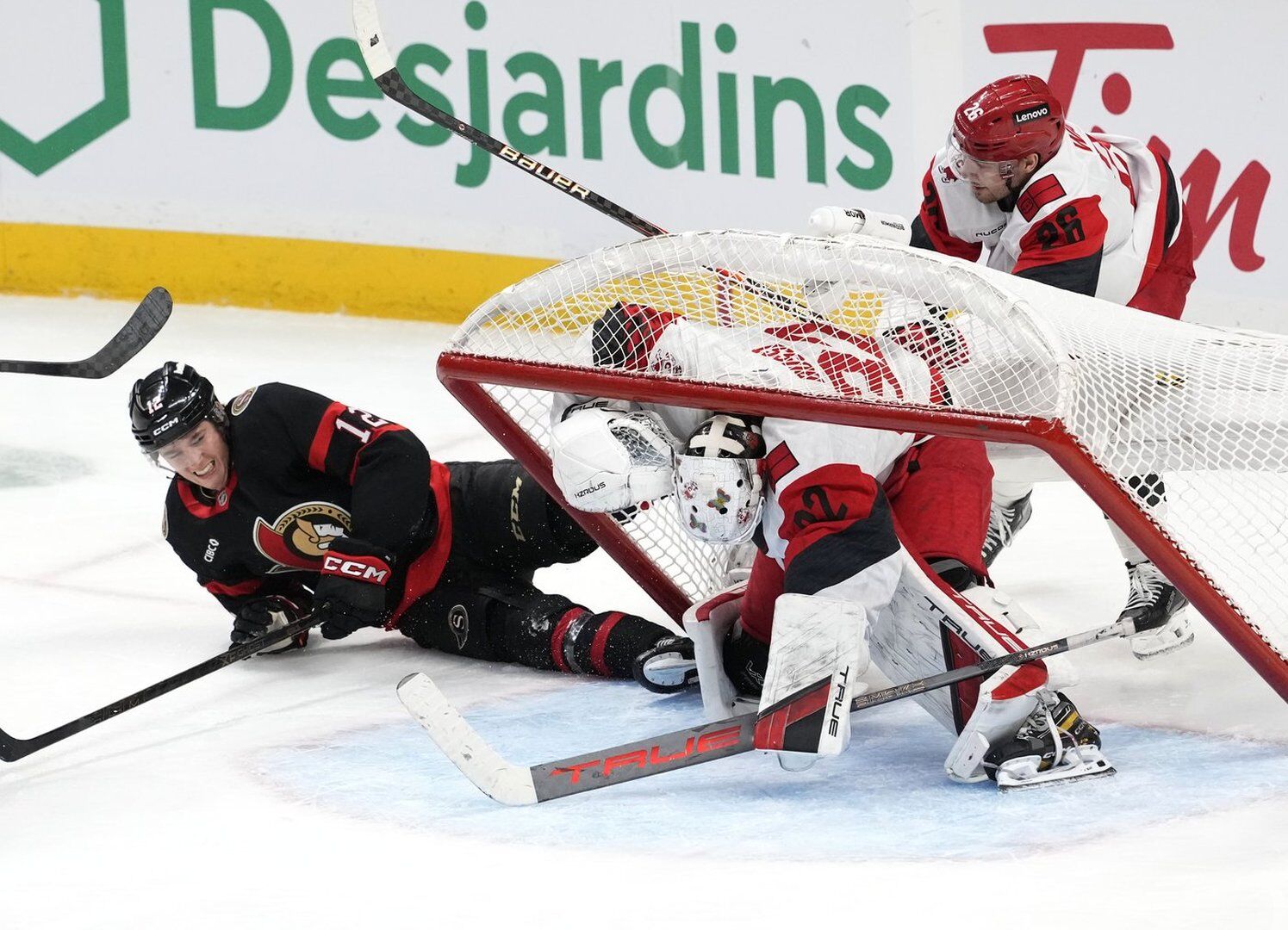 Hurricanes score early, Bussi does the rest in 4-1 win over Senators