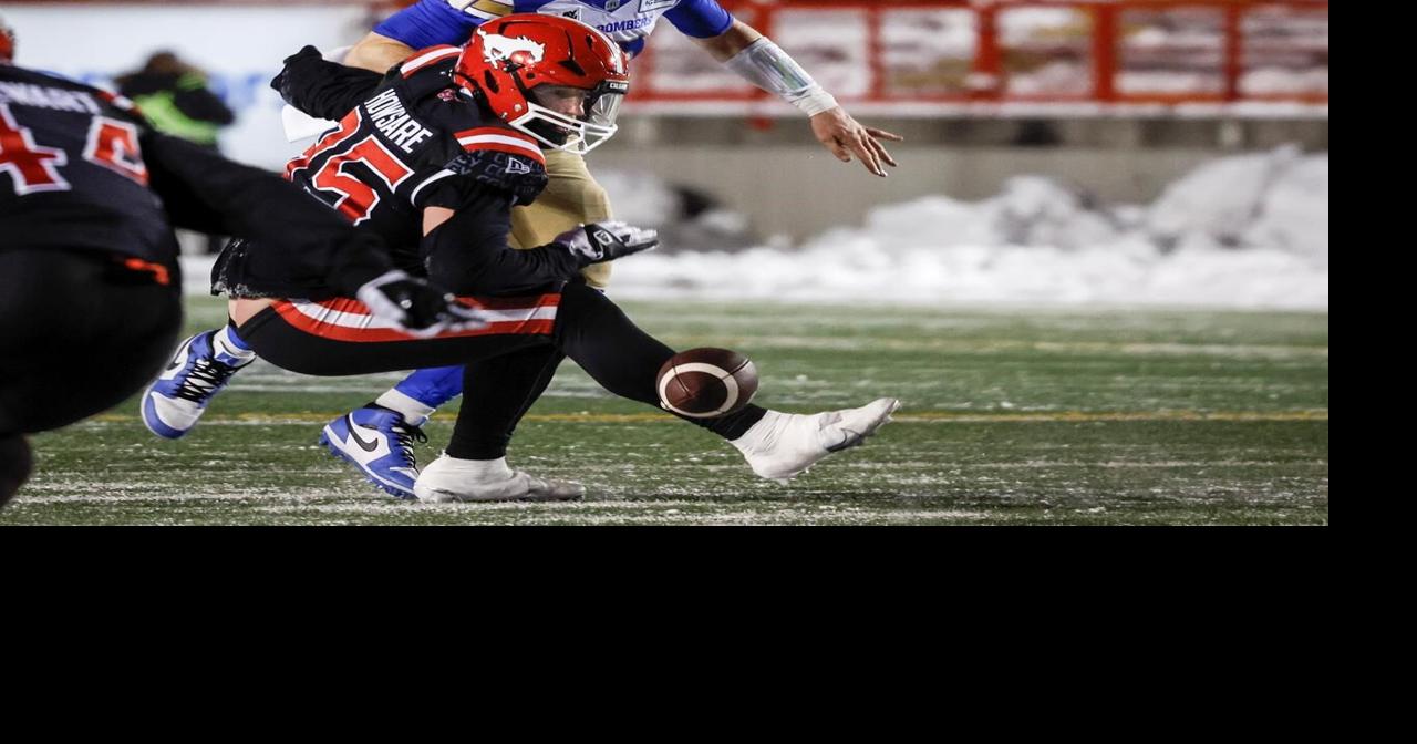 Calgary Stampeders re-sign American defensive end Julian Howsare