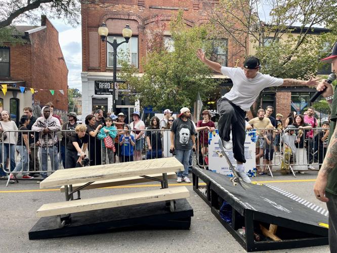 Supercrawl draws thousands to downtown Hamilton