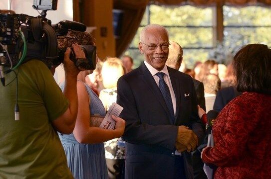 Citizen support has Bernie Custis, Nikola Tesla back in the mix for new ...