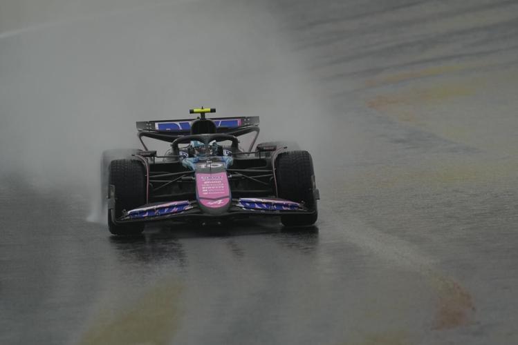 Alpine to use Mercedes power units in F1 from 2026