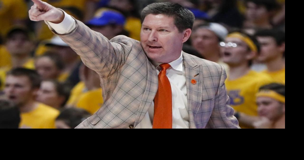 Clemson approves an athletic fee of $150 per semester for students ...