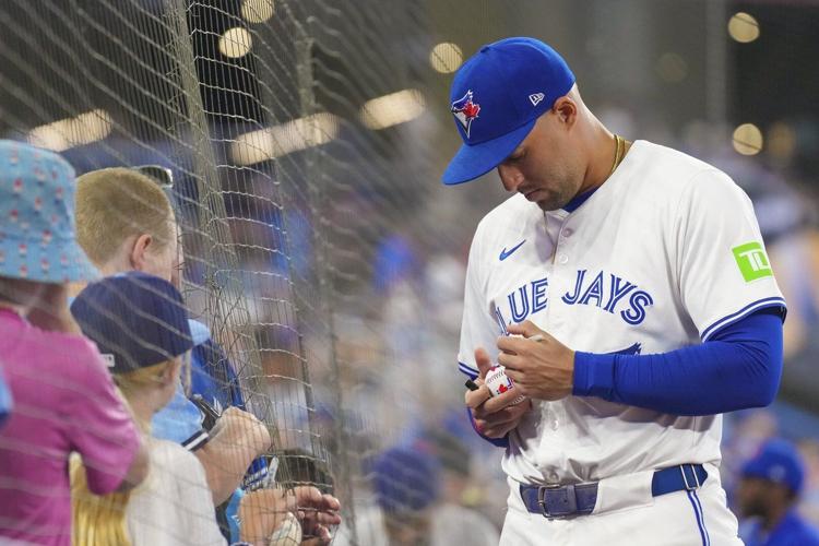 'Riding the hype': Fans paying a premium to see first-place Toronto ...