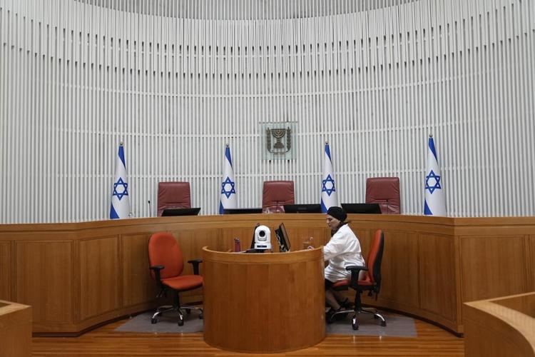 Israel’s Supreme Court hears case against a law protecting Netanyahu ...