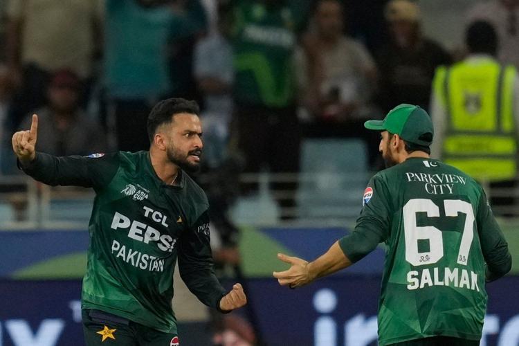 Pakistan beats Bangladesh by 11 runs to set up Asia Cup final against ...