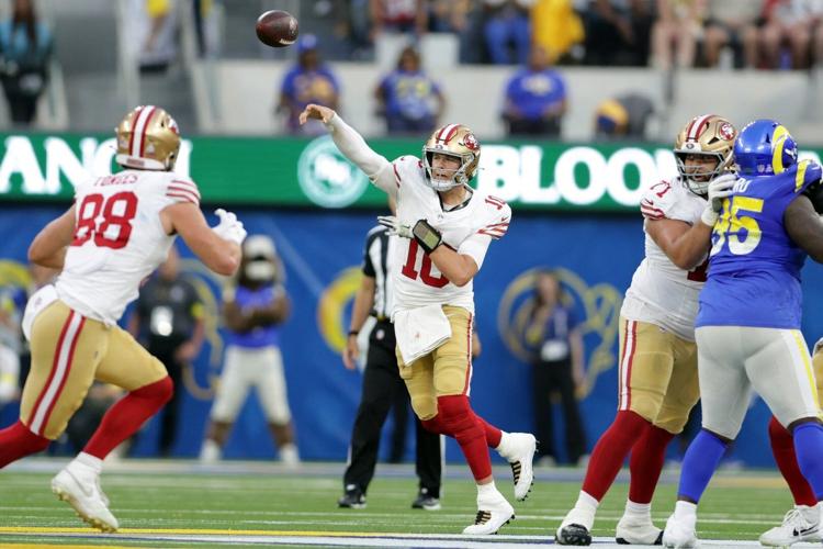 Mac Jones returns after 49ers QB appears to hurt his left knee against Rams