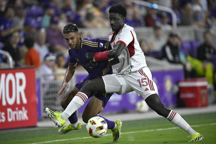 Spicer, Owusu help Toronto rally to beat Orlando City 2-1