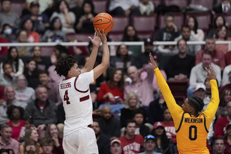 Maxime Raynaud scores 20 points, helps Stanford hold off Cal 66-61