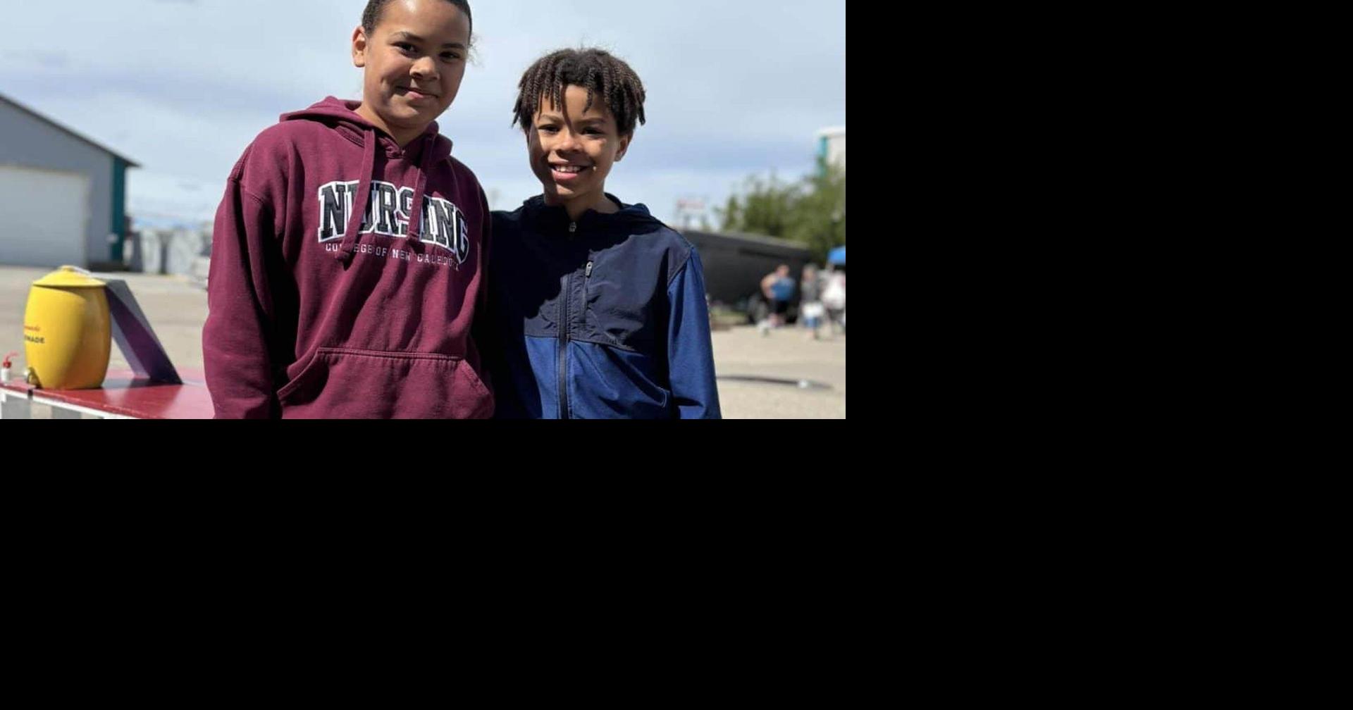 Tween entrepreneurs hope for sales push before charity lemonade stand ...